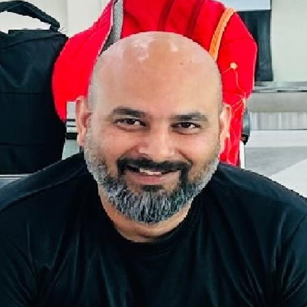 Shailesh Tripathi's Instagram, Twitter & Facebook on IDCrawl