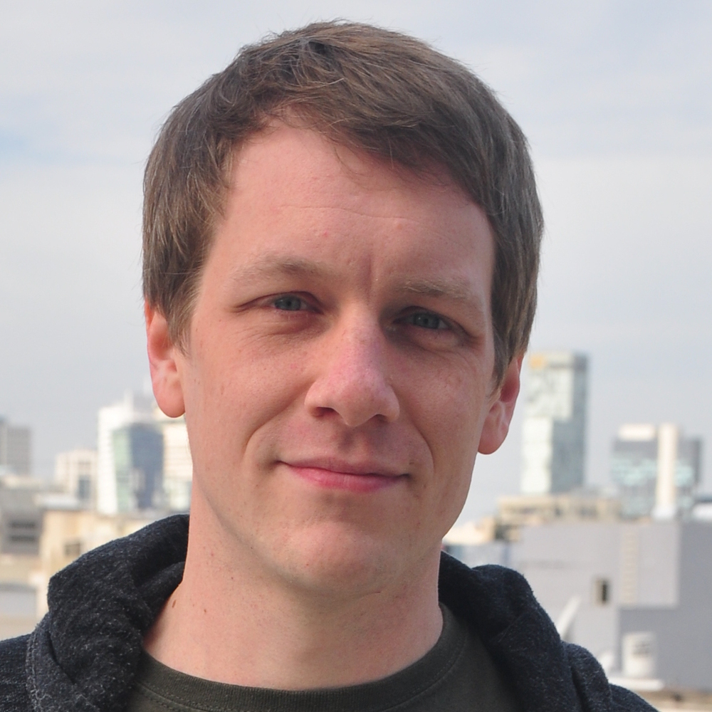 Milan Guenther - Designer in Paris, France | Toptal®