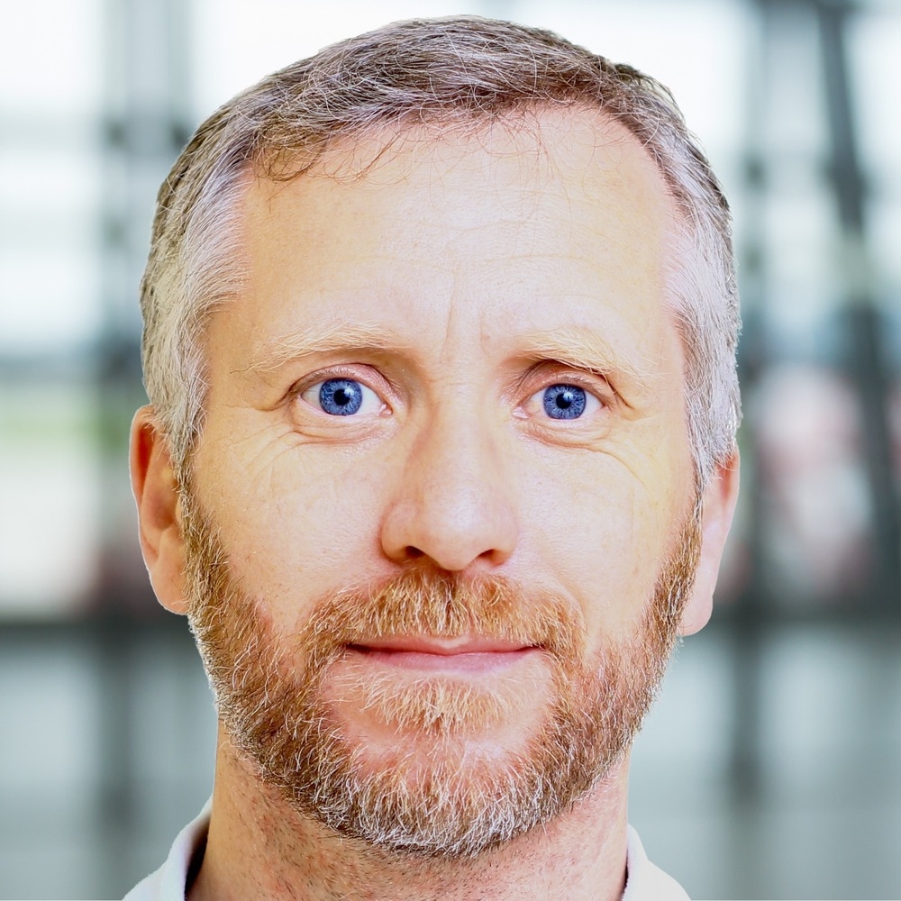 Ken Power's Instagram, Twitter & Facebook on IDCrawl